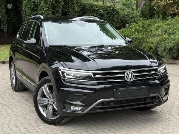 Black Volkswagen Tiguan 2017 in Prienai, with an engine capacity of 1.97 L and mileage of 274 thousand km for 14750 €, photo 7 on AUTOMOTO.COM.LV