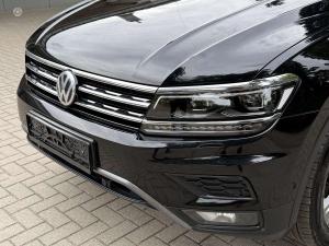 Black Volkswagen Tiguan 2017 in Prienai, with an engine capacity of 1.97 L and mileage of 274 thousand km for 14750 €, photo 15 on AUTOMOTO.COM.LV