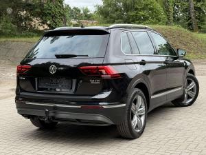 Black Volkswagen Tiguan 2017 in Prienai, with an engine capacity of 1.97 L and mileage of 274 thousand km for 14750 €, photo 17 on AUTOMOTO.COM.LV