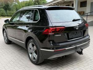 Black Volkswagen Tiguan 2017 in Prienai, with an engine capacity of 1.97 L and mileage of 274 thousand km for 14750 €, photo 21 on AUTOMOTO.COM.LV