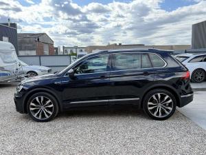 Black Volkswagen Tiguan 2017 in Kaunas, with an engine capacity of 1.97 L and mileage of 285 thousand km for 15700 €, photo 9 on AUTOMOTO.COM.LV
