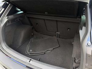 Black Volkswagen Tiguan 2017 in Kaunas, with an engine capacity of 1.97 L and mileage of 285 thousand km for 15700 €, photo 19 on AUTOMOTO.COM.LV