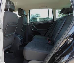 Black Volkswagen Tiguan 2017 in Riga, with an engine capacity of 2.00 L and mileage of 222 thousand km for 17200 €, photo 9 on AUTOMOTO.COM.LV