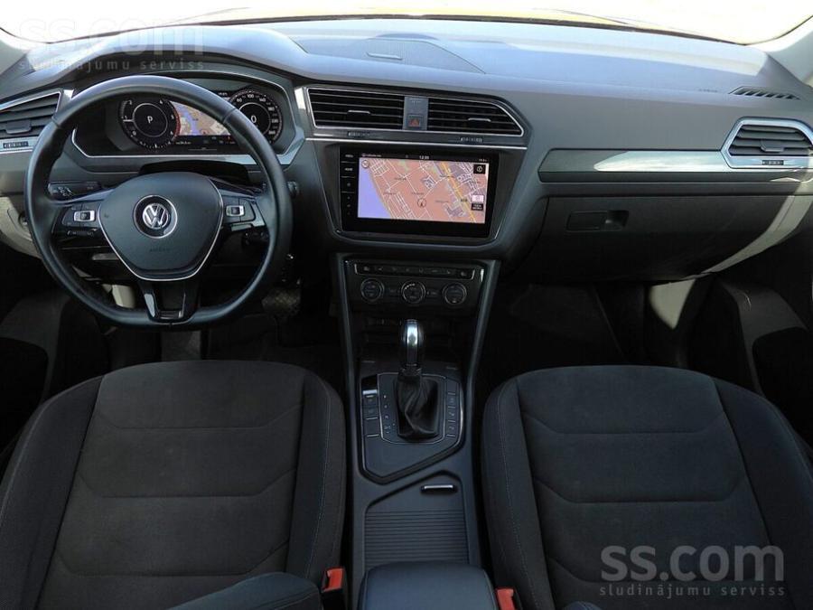 Black Volkswagen Tiguan 2017 in Riga, with an engine capacity of 2.00 L and mileage of 222 thousand km for 17200 €, photo 14 on AUTOMOTO.COM.LV