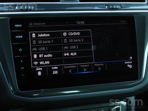 Black Volkswagen Tiguan 2017 in Riga, with an engine capacity of 2.00 L and mileage of 222 thousand km for 17200 €, photo 26 on AUTOMOTO.COM.LV