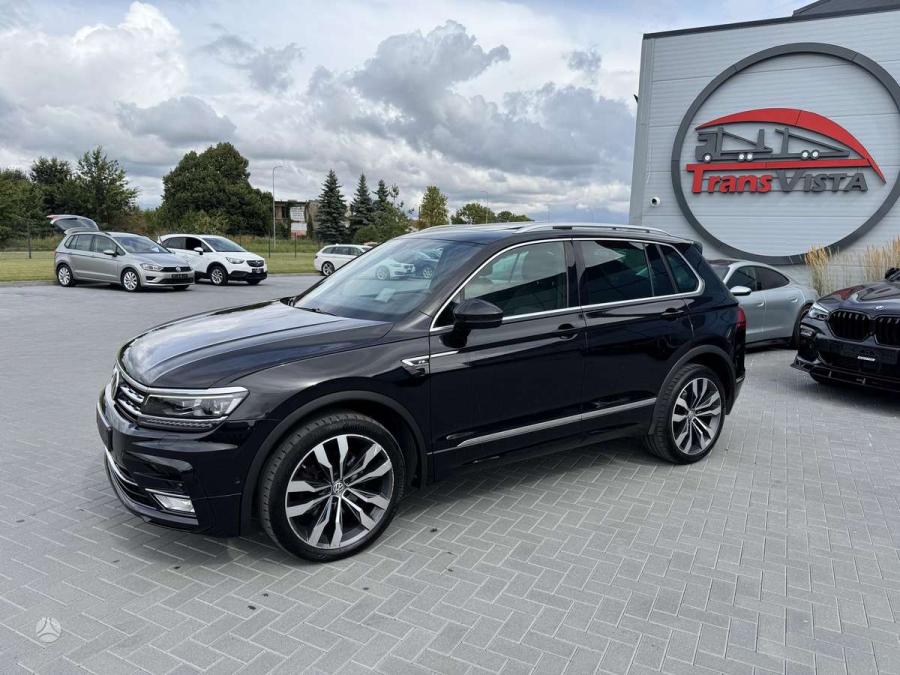 Black Volkswagen Tiguan 2017 in Telschi, with an engine capacity of 1.97 L and mileage of 200 thousand km for 18500 €, photo 3 on AUTOMOTO.COM.LV