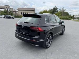 Black Volkswagen Tiguan 2017 in Telschi, with an engine capacity of 1.97 L and mileage of 200 thousand km for 18500 €, photo 7 on AUTOMOTO.COM.LV