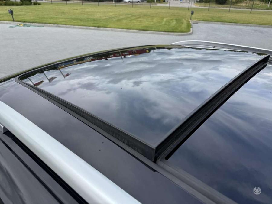 Black Volkswagen Tiguan 2017 in Telschi, with an engine capacity of 1.97 L and mileage of 200 thousand km for 18500 €, photo 16 on AUTOMOTO.COM.LV