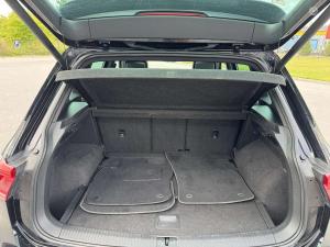Black Volkswagen Tiguan 2017 in Telschi, with an engine capacity of 1.97 L and mileage of 200 thousand km for 18500 €, photo 25 on AUTOMOTO.COM.LV