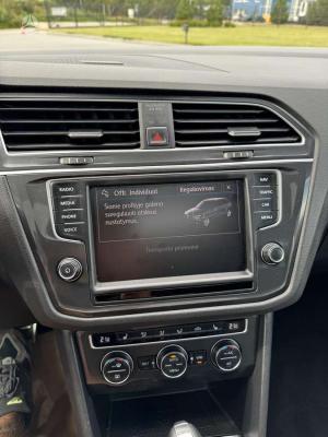 Black Volkswagen Tiguan 2017 in Telschi, with an engine capacity of 1.97 L and mileage of 200 thousand km for 18500 €, photo 34 on AUTOMOTO.COM.LV