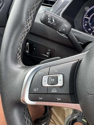 Black Volkswagen Tiguan 2017 in Telschi, with an engine capacity of 1.97 L and mileage of 200 thousand km for 18500 €, photo 39 on AUTOMOTO.COM.LV