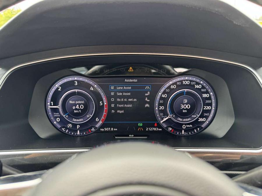 Black Volkswagen Tiguan 2017 in Telschi, with an engine capacity of 1.97 L and mileage of 200 thousand km for 18500 €, photo 42 on AUTOMOTO.COM.LV