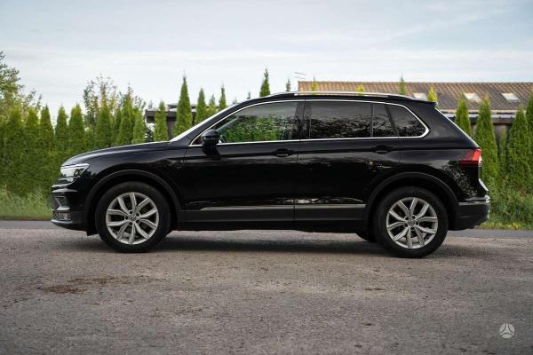 Volkswagen Tiguan 2017 Elektrėnai vietnē Melns Volkswagen Tiguan 2017 Elektrėnai, ar dzinēja tilpumu 1.97 L un nobraukumu 223 tūkst. km par 14950 €, foto 5 vietnē AUTOMOTO.COM.LV