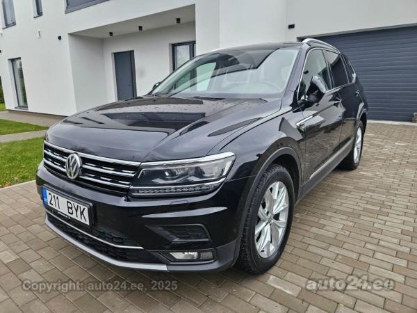 Melns Volkswagen Tiguan 2018 Tallina, ar dzinēja tilpumu 2.00 L un nobraukumu 106 tūkst. km par 24950 €, foto 11 vietnē AUTOMOTO.COM.LV