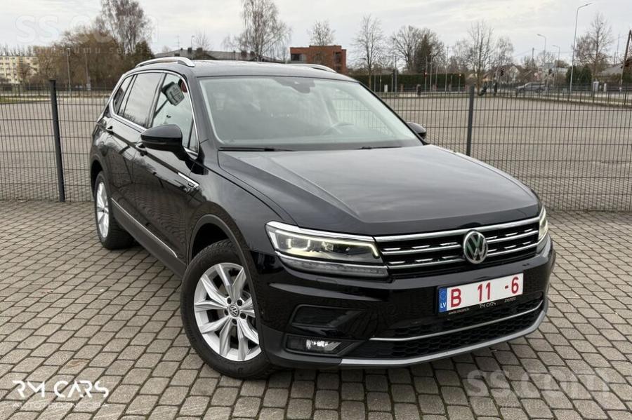 Melns Volkswagen Tiguan 2018 Jelgava, ar dzinēja tilpumu 2.00 L un nobraukumu 0 tūkst. km par 17950 €, foto 1 vietnē AUTOMOTO.COM.LV