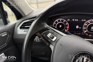 Melns Volkswagen Tiguan 2018 Jelgava, ar dzinēja tilpumu 2.00 L un nobraukumu 0 tūkst. km par 17950 €, foto 27 vietnē AUTOMOTO.COM.LV