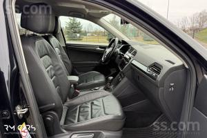 Melns Volkswagen Tiguan 2018 Jelgava, ar dzinēja tilpumu 2.00 L un nobraukumu 0 tūkst. km par 17950 €, foto 11 vietnē AUTOMOTO.COM.LV