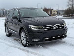 Black Volkswagen Tiguan 2018 in Panevezys, with an engine capacity of 1.97 L and mileage of 194 thousand km for 16800 €, photo 2 on AUTOMOTO.COM.LV