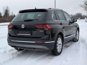 Black Volkswagen Tiguan 2018 in Panevezys, with an engine capacity of 1.97 L and mileage of 194 thousand km for 16800 €, photo 19 on AUTOMOTO.COM.LV