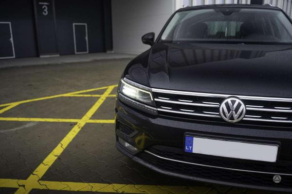 Melns Volkswagen Tiguan 2018 Viļņa, ar dzinēja tilpumu 1.40 L un nobraukumu 181 tūkst. km par 16300 €, foto 10 vietnē AUTOMOTO.COM.LV