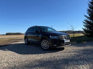 Melns Volkswagen Tiguan 2018 Tallina, ar dzinēja tilpumu 2.00 L un nobraukumu 209 tūkst. km par 18500 €, foto  vietnē AUTOMOTO.COM.LV