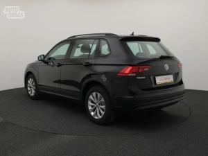 Melns Volkswagen Tiguan 2018 Viļņa, ar dzinēja tilpumu 2.00 L un nobraukumu 162 tūkst. km par 17799 €, foto 8 vietnē AUTOMOTO.COM.LV