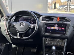 Black Volkswagen Tiguan 2018 in Taurage, with an engine capacity of 2.00 L and mileage of 138 thousand km for 18499 €, photo 16 on AUTOMOTO.COM.LV