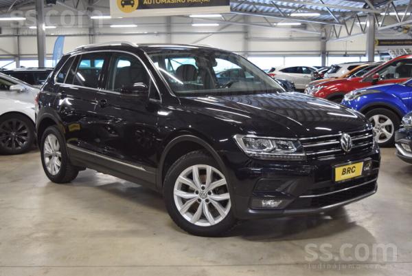 Black Volkswagen Tiguan 2018 in Riga, with an engine capacity of 2.00 L and mileage of 160 thousand km for 17500 €, photo 1 on AUTOMOTO.COM.LV