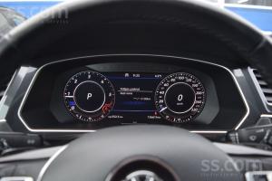 Black Volkswagen Tiguan 2018 in Riga, with an engine capacity of 2.00 L and mileage of 160 thousand km for 17500 €, photo 15 on AUTOMOTO.COM.LV