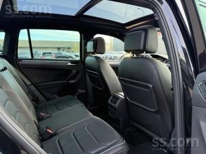 Black Volkswagen Tiguan 2018 in Jelgava, with an engine capacity of 2.00 L and mileage of 0 thousand km for 17950 €, photo 14 on AUTOMOTO.COM.LV