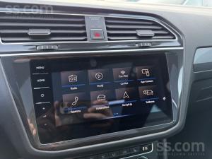 Black Volkswagen Tiguan 2018 in Jelgava, with an engine capacity of 2.00 L and mileage of 0 thousand km for 17950 €, photo 17 on AUTOMOTO.COM.LV