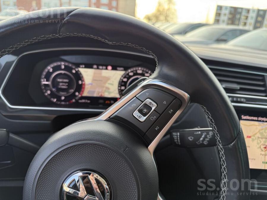 Black Volkswagen Tiguan 2018 in Jelgava, with an engine capacity of 2.00 L and mileage of 0 thousand km for 17950 €, photo 21 on AUTOMOTO.COM.LV