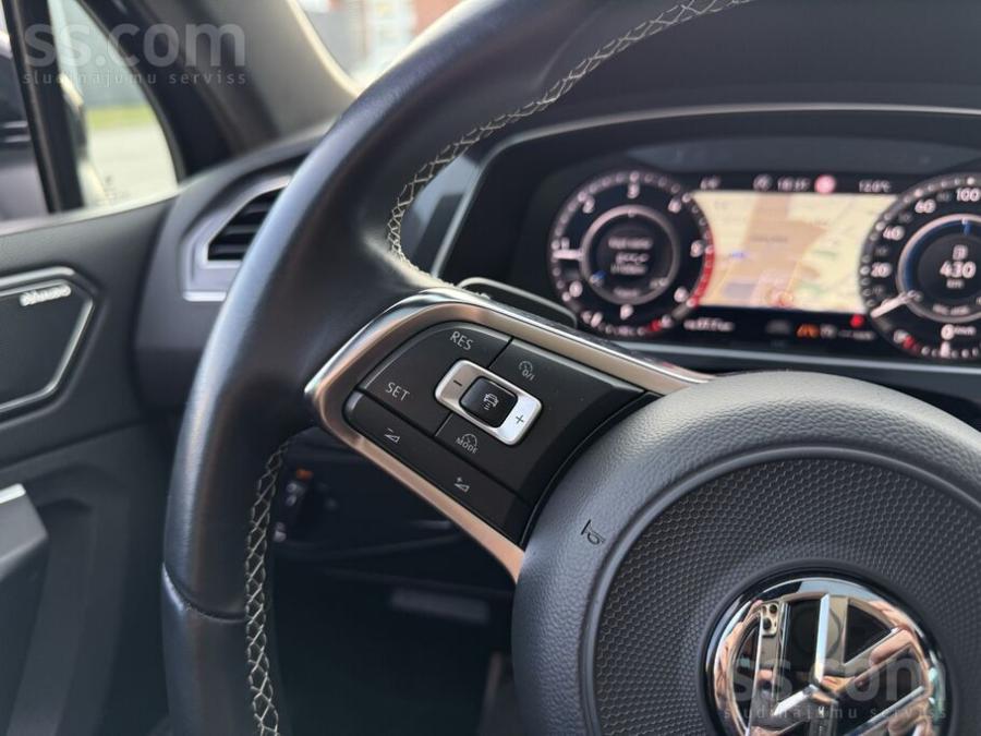Black Volkswagen Tiguan 2018 in Jelgava, with an engine capacity of 2.00 L and mileage of 0 thousand km for 17950 €, photo 22 on AUTOMOTO.COM.LV