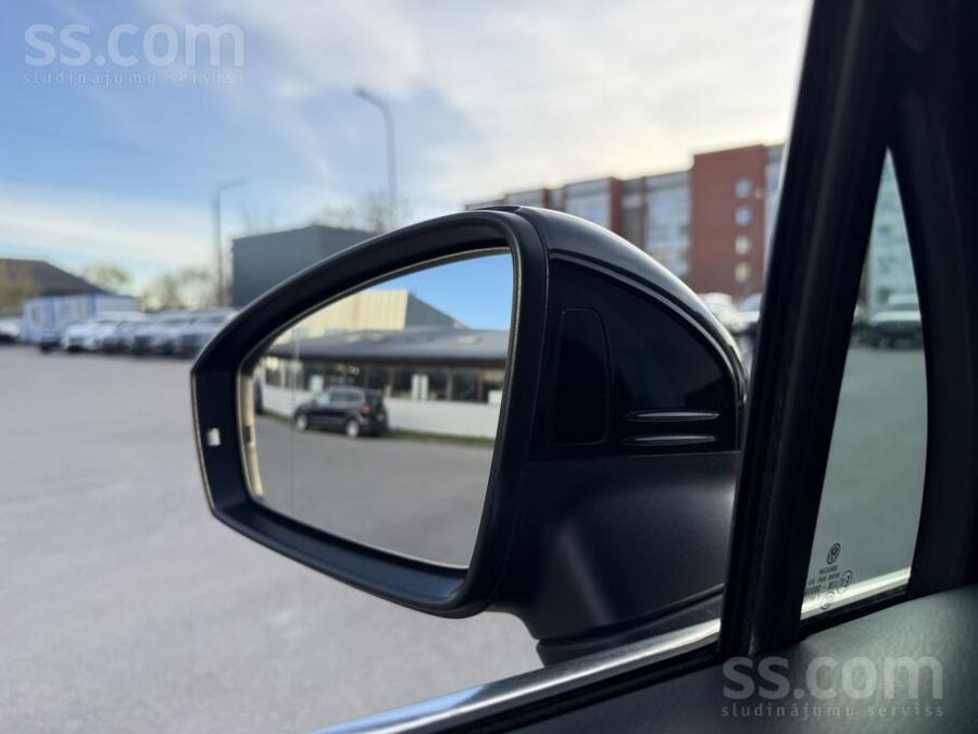 Black Volkswagen Tiguan 2018 in Jelgava, with an engine capacity of 2.00 L and mileage of 0 thousand km for 17950 €, photo 25 on AUTOMOTO.COM.LV