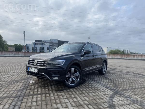 Melns Volkswagen Tiguan 2018 Rīga, ar dzinēja tilpumu 2.00 L un nobraukumu 151 tūkst. km par 23500 €, foto 1 vietnē AUTOMOTO.COM.LV