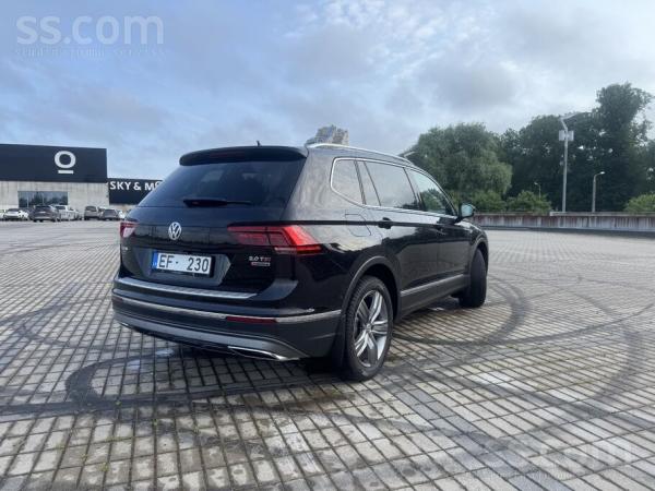 Melns Volkswagen Tiguan 2018 Rīga, ar dzinēja tilpumu 2.00 L un nobraukumu 151 tūkst. km par 23500 €, foto 3 vietnē AUTOMOTO.COM.LV