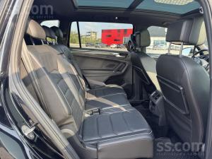 Melns Volkswagen Tiguan 2018 Rīga, ar dzinēja tilpumu 2.00 L un nobraukumu 151 tūkst. km par 23500 €, foto 7 vietnē AUTOMOTO.COM.LV