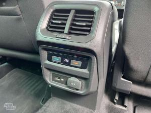 Black Volkswagen Tiguan 2018 in Siauliai, with an engine capacity of 2.00 L and mileage of 269 thousand km for 16500 €, photo 28 on AUTOMOTO.COM.LV
