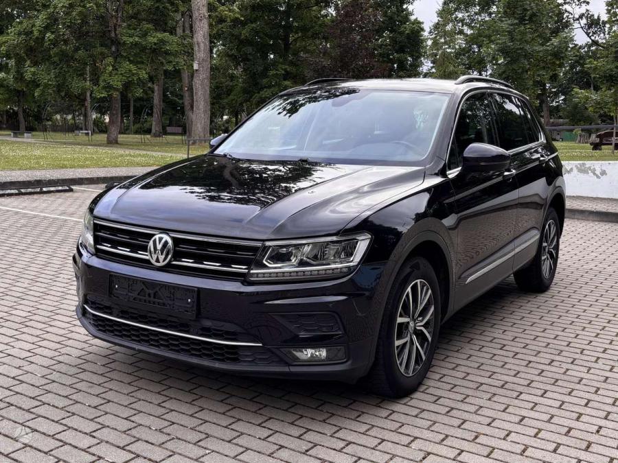 Melns Volkswagen Tiguan 2018 Jurbarkas, ar dzinēja tilpumu 1.97 L un nobraukumu 176 tūkst. km par 15999 €, foto 1 vietnē AUTOMOTO.COM.LV