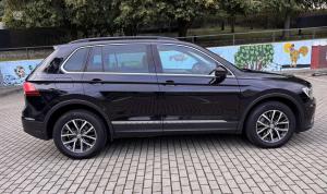 Melns Volkswagen Tiguan 2018 Jurbarkas, ar dzinēja tilpumu 1.97 L un nobraukumu 176 tūkst. km par 15999 €, foto 5 vietnē AUTOMOTO.COM.LV