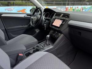 Melns Volkswagen Tiguan 2018 Jurbarkas, ar dzinēja tilpumu 1.97 L un nobraukumu 176 tūkst. km par 15999 €, foto 12 vietnē AUTOMOTO.COM.LV