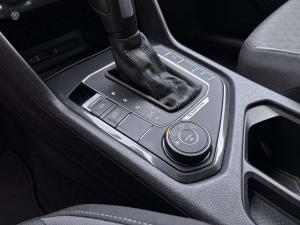 Melns Volkswagen Tiguan 2018 Jurbarkas, ar dzinēja tilpumu 1.97 L un nobraukumu 176 tūkst. km par 15999 €, foto 13 vietnē AUTOMOTO.COM.LV