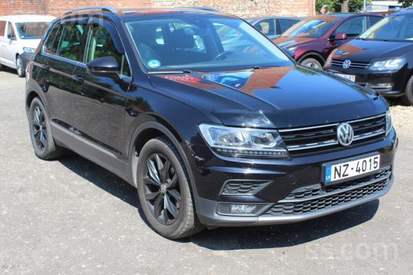 Melns Volkswagen Tiguan 2018 Liepāja, ar dzinēja tilpumu 2.00 L un nobraukumu 232 tūkst. km par 14900 €, foto 1 vietnē AUTOMOTO.COM.LV