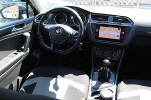 Melns Volkswagen Tiguan 2018 Liepāja, ar dzinēja tilpumu 2.00 L un nobraukumu 232 tūkst. km par 14900 €, foto 12 vietnē AUTOMOTO.COM.LV