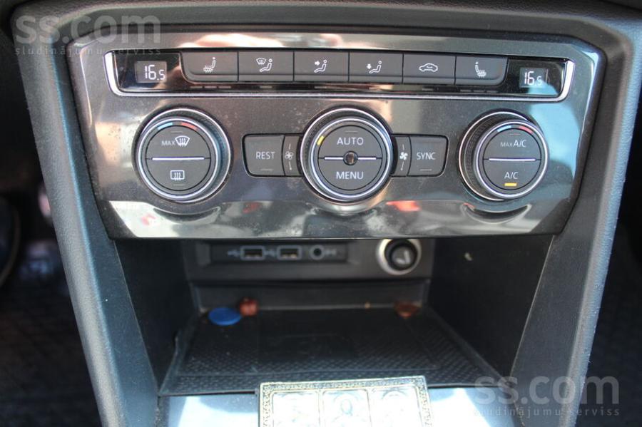 Melns Volkswagen Tiguan 2018 Liepāja, ar dzinēja tilpumu 2.00 L un nobraukumu 232 tūkst. km par 14900 €, foto 13 vietnē AUTOMOTO.COM.LV