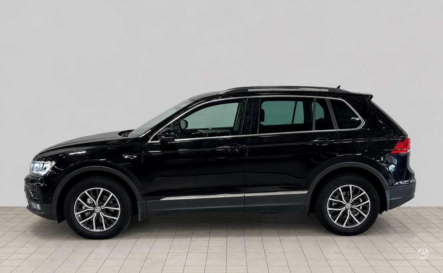Melns Volkswagen Tiguan 2018 Kauņa, ar dzinēja tilpumu 1.97 L un nobraukumu 148 tūkst. km par 17800 €, foto 3 vietnē AUTOMOTO.COM.LV