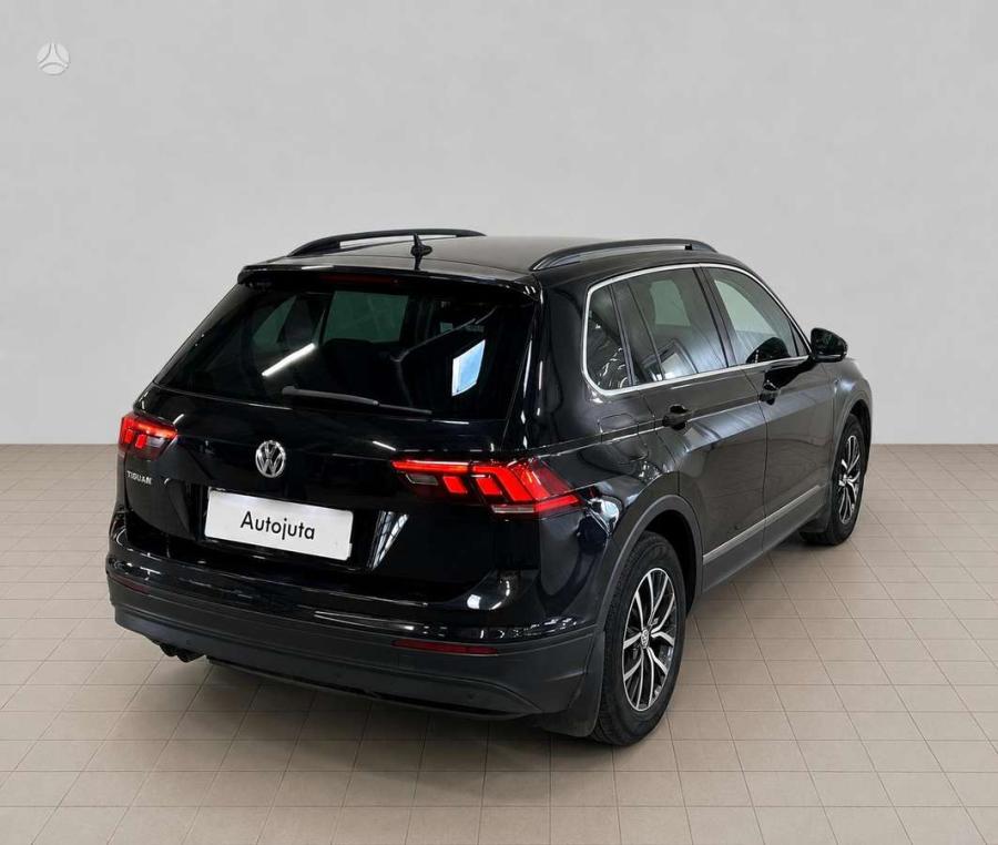 Melns Volkswagen Tiguan 2018 Kauņa, ar dzinēja tilpumu 1.97 L un nobraukumu 148 tūkst. km par 17800 €, foto 5 vietnē AUTOMOTO.COM.LV