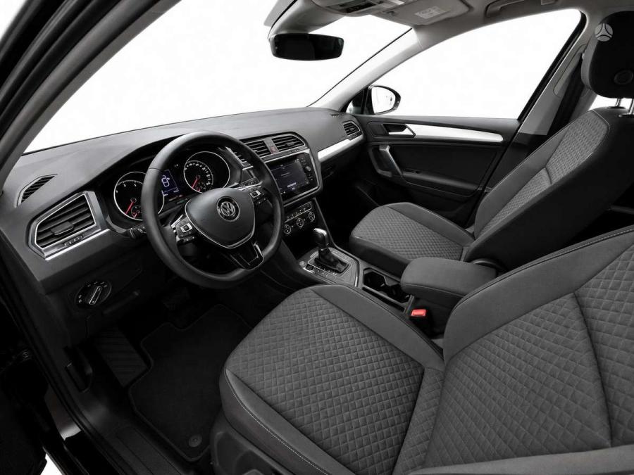 Melns Volkswagen Tiguan 2018 Kauņa, ar dzinēja tilpumu 1.97 L un nobraukumu 148 tūkst. km par 17800 €, foto 8 vietnē AUTOMOTO.COM.LV