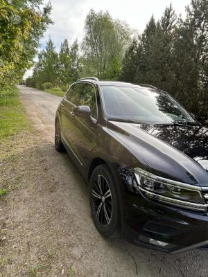 Melns Volkswagen Tiguan 2018 Joniškis, ar dzinēja tilpumu 1.97 L un nobraukumu 76 tūkst. km par 20990 €, foto 6 vietnē AUTOMOTO.COM.LV