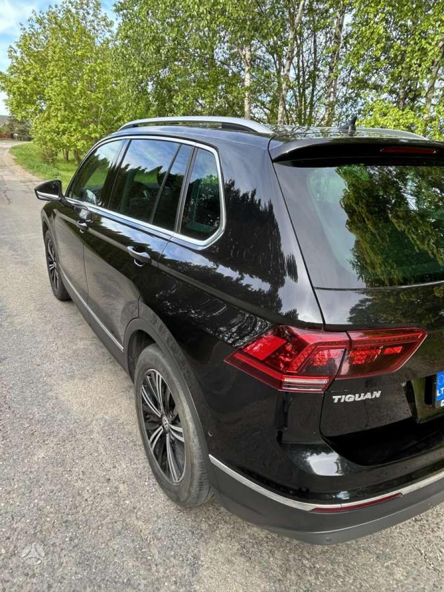 Melns Volkswagen Tiguan 2018 Joniškis, ar dzinēja tilpumu 1.97 L un nobraukumu 76 tūkst. km par 20990 €, foto 8 vietnē AUTOMOTO.COM.LV